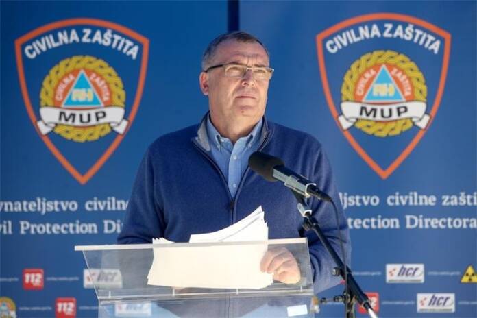 Krunoslav Capak: Na svadbama nema grljenja i ljubljenja - Klikaj.hr