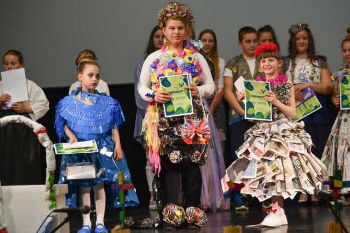 Eko modna revija u Đurđevcu, pokažite kako zamišljate svoju kreaciju od ...