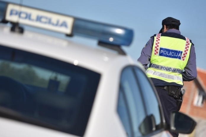 Policija objavila detalje stravične nesreće u kojoj su poginuli muškarac (30) i dijete (1 ...