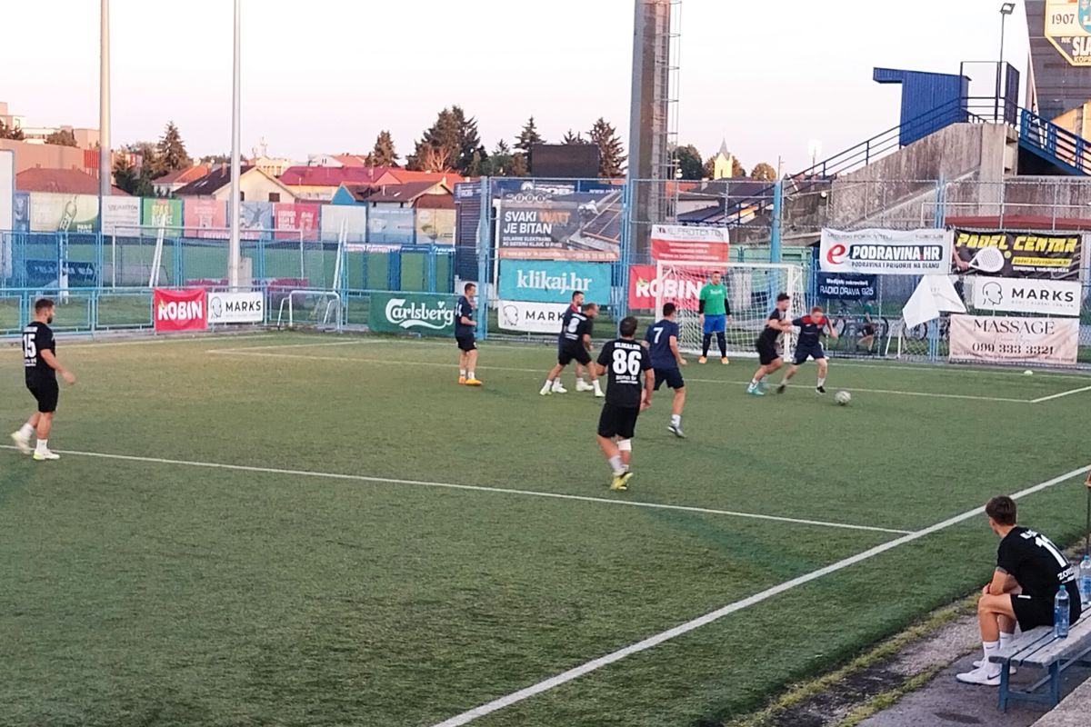 Pan Ljetna liga Koprivnica: Klikaj.hr/Zona tri osvojio skupinu ...